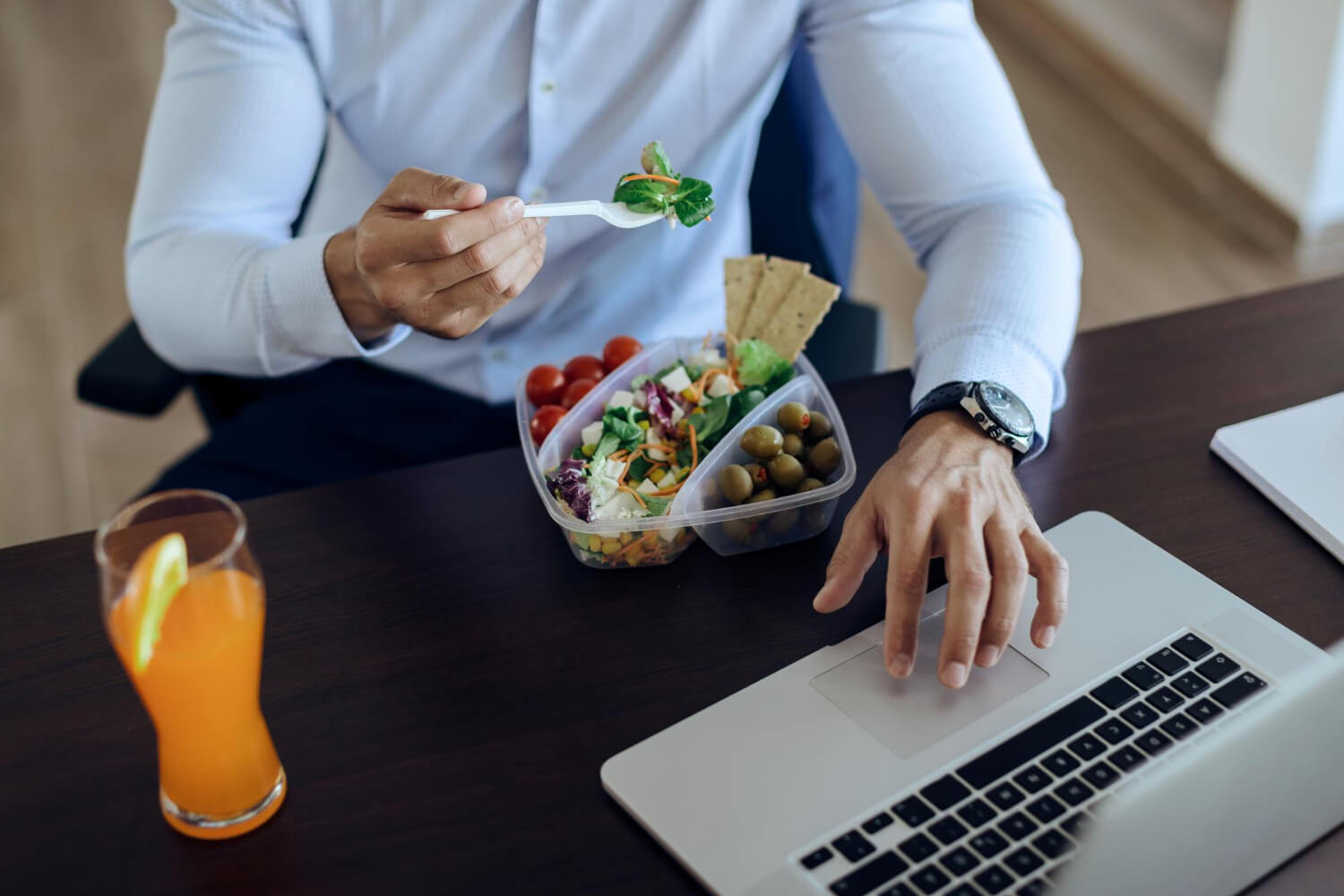 Healthy Snacking Habits for Employees | GoKhana Digital Cafeteria